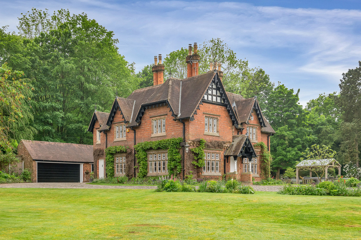 Homes for £1 million around the UK | Fine & Country