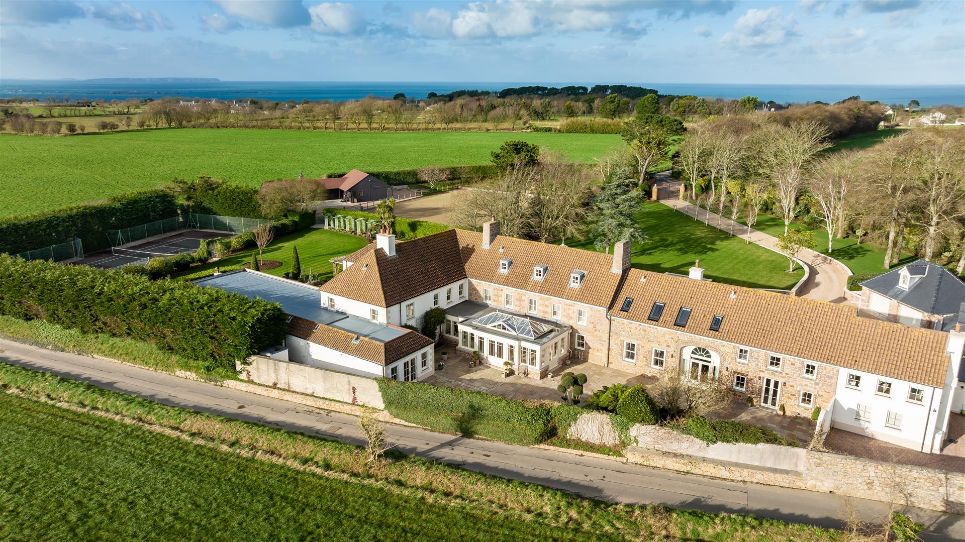 Change of scenery: Top 10 scenic homes | Fine & Country