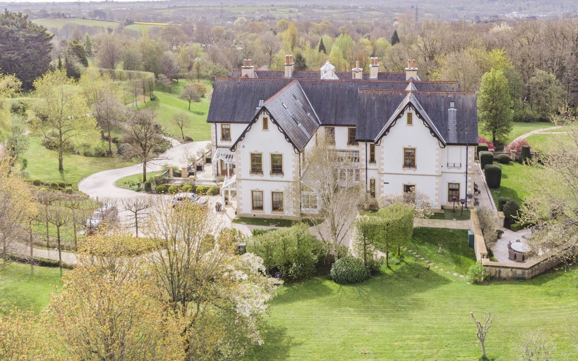 Top 10 beautiful gardens perfect for an easter egg hunt | Fine & Country
