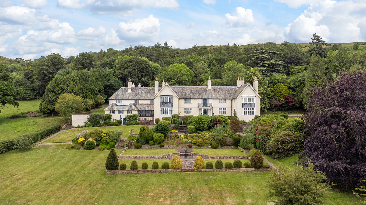 Top 10 country estates | Fine & Country