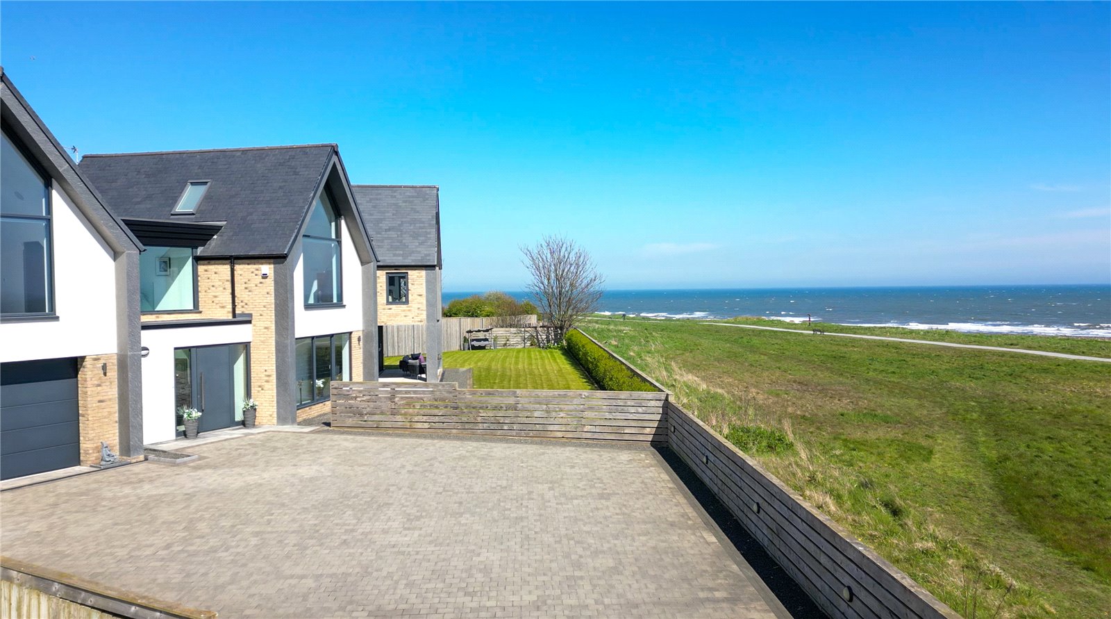 Front-line living: top 10 coastal homes | Fine & Country