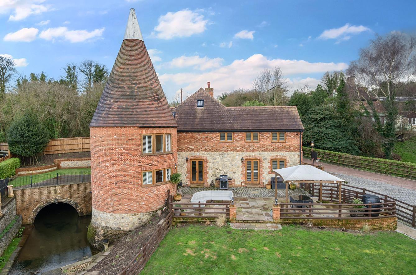 Top 10 most unusual homes | Fine & Country