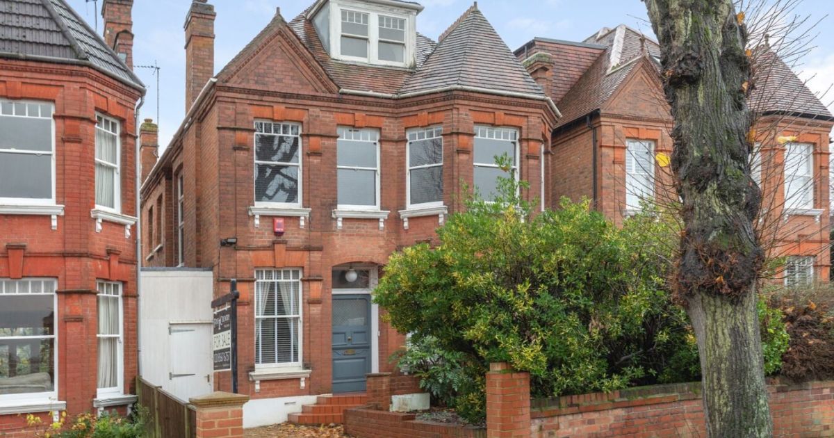 Acton High Street Set to Welcome Back Post Office After Five-Year ...