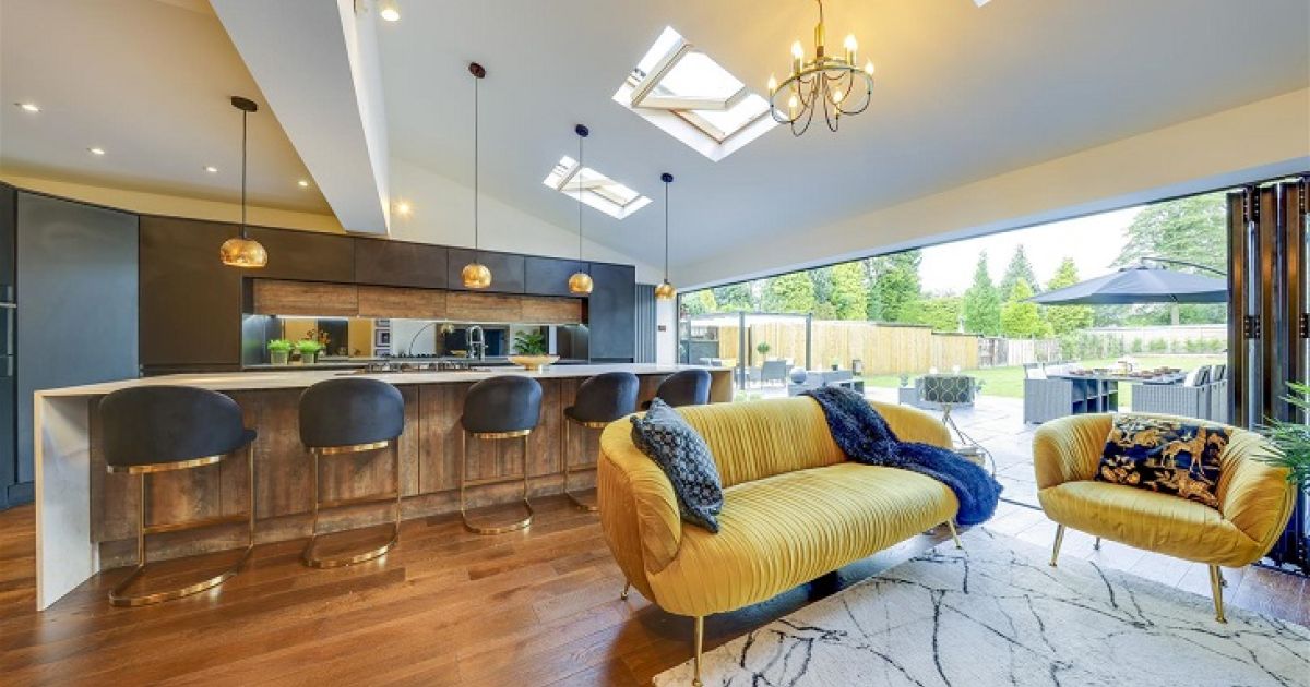 The Benefits of an Island Kitchen | Fine & Country