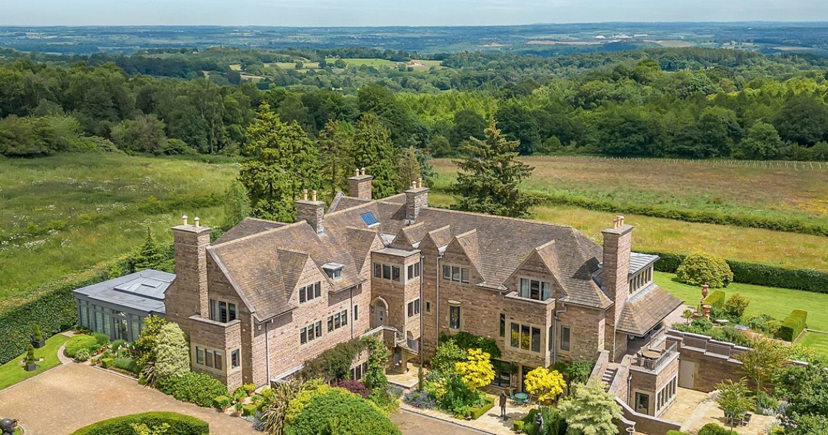 Top 10 homes for entertaining | Fine & Country