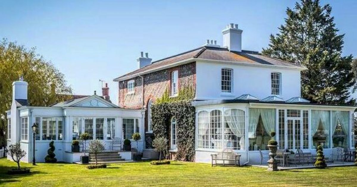 Area Guide for PO20 | Fine & Country