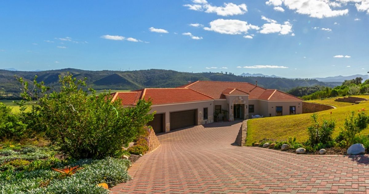 Invest in Our Planet: Sustainable Homes From Around the World | Fine ...