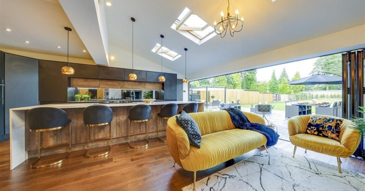 The Benefits of an Island Kitchen | Fine & Country