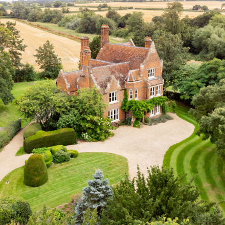Property sold at £475,000 above asking price | Fine & Country