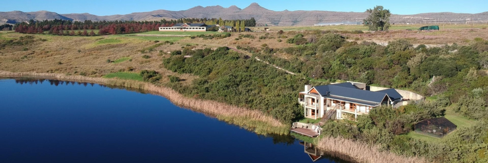 Top waterside homes for sale | Fine & Country