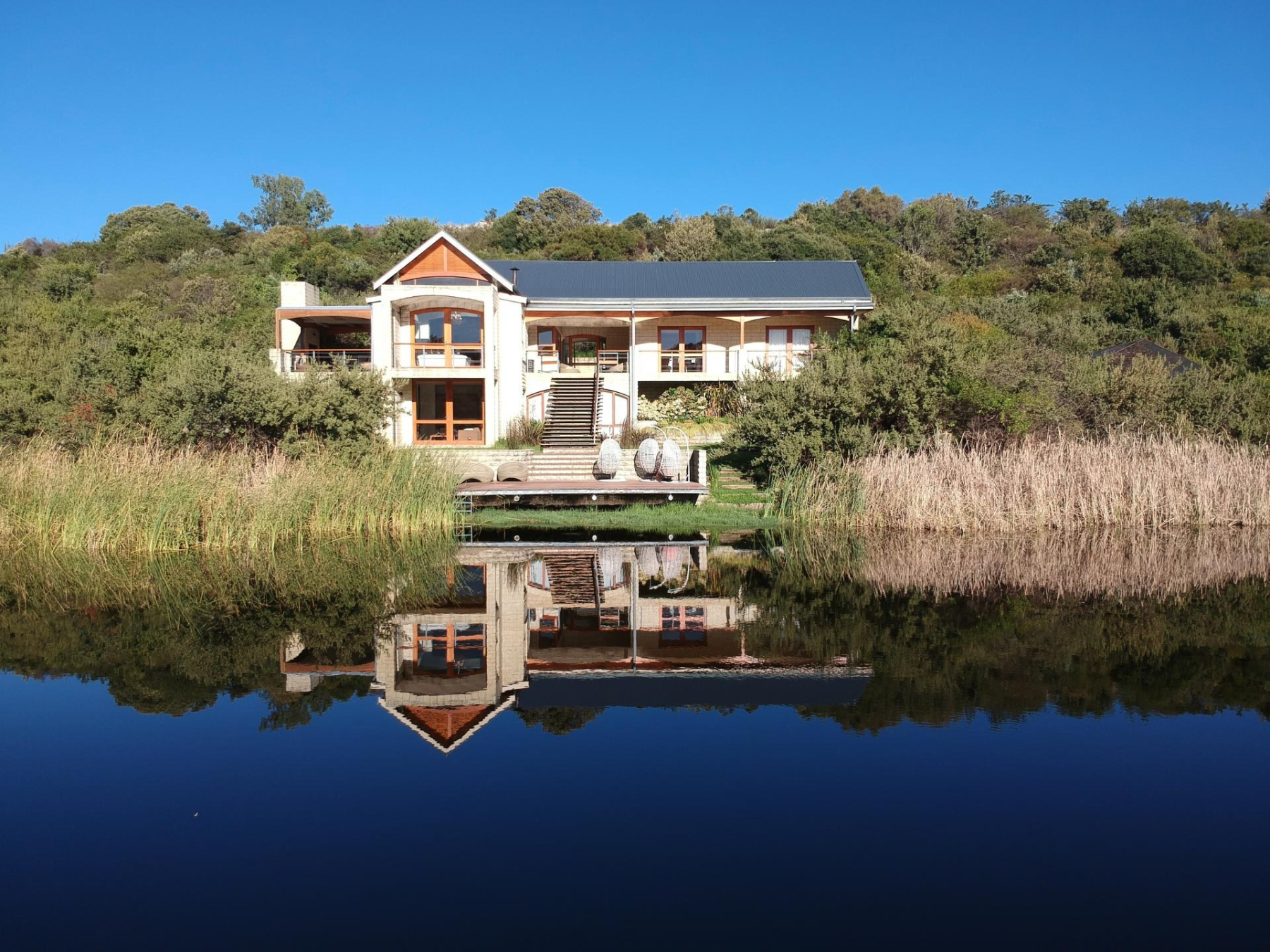 Top waterside homes for sale | Fine & Country