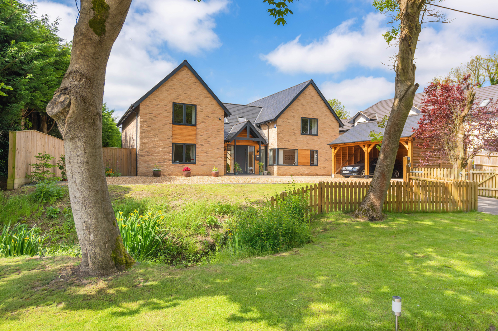 Top 15 commuter homes within an hour of London | Fine & Country