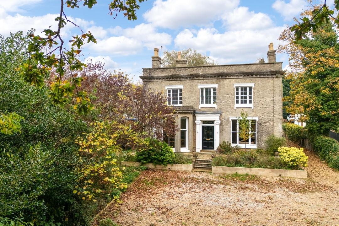 Top 10 homes for book lovers | Fine & Country