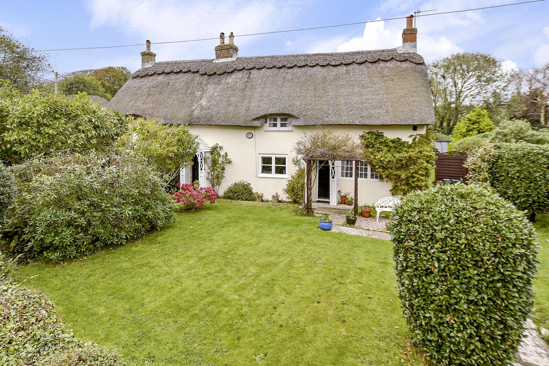 Thatched homes for sale | Fine & Country