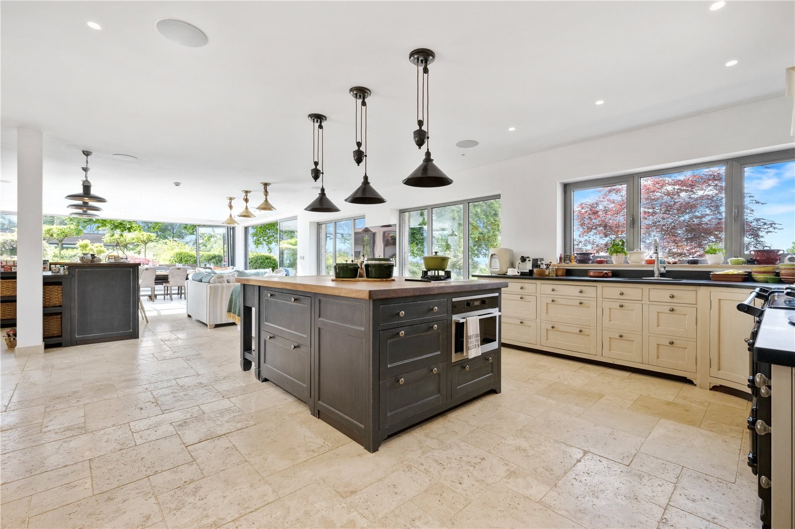 Some Really Charming Kitchen INSPIRING IDEAS FOR CRAFTING A CLASSIC