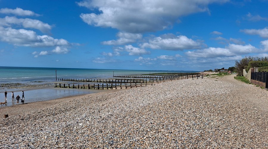Middleton-on-Sea Area Guide | Fine & Country