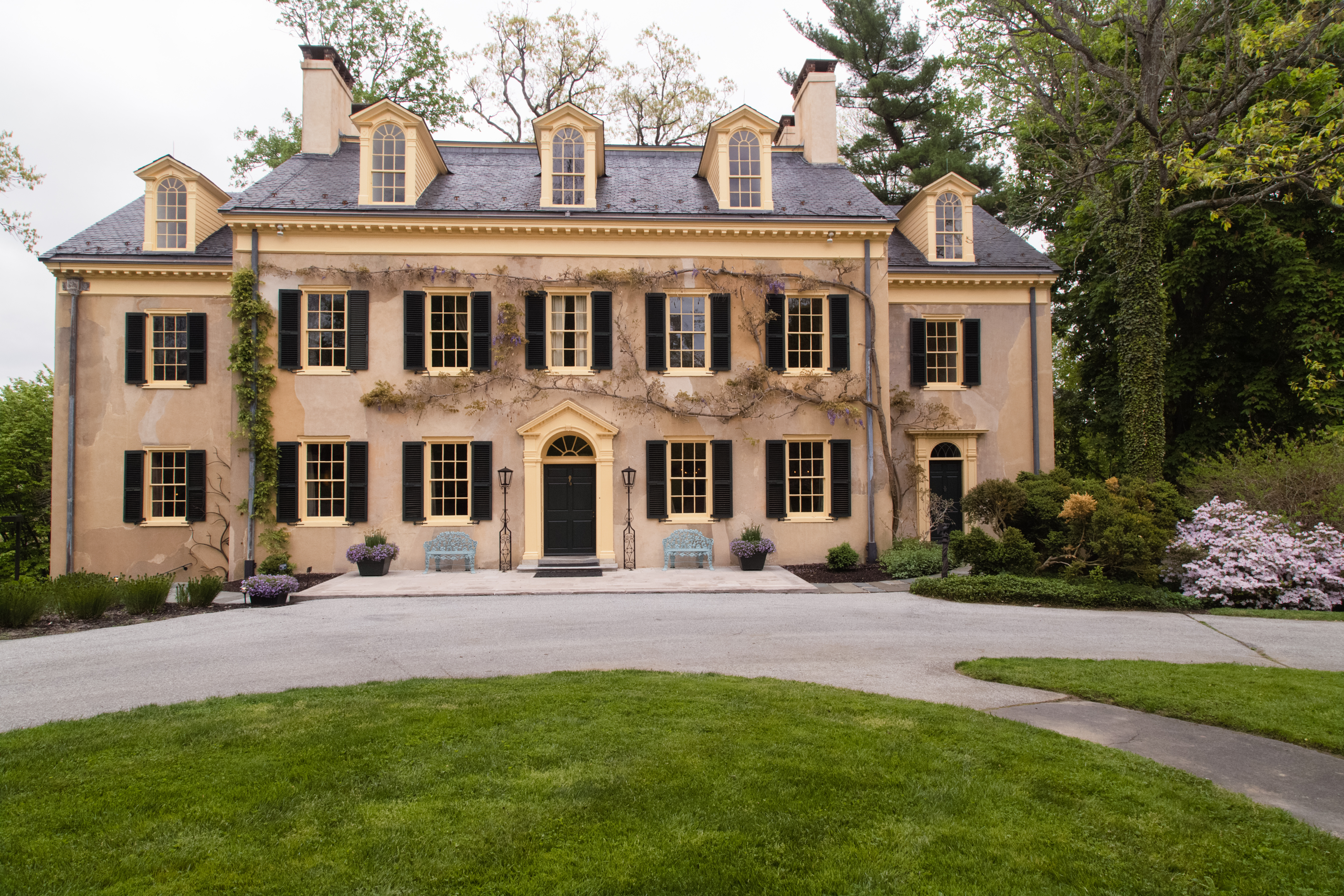 Should you warn a potential buyer that your house is haunted? | Fine ...