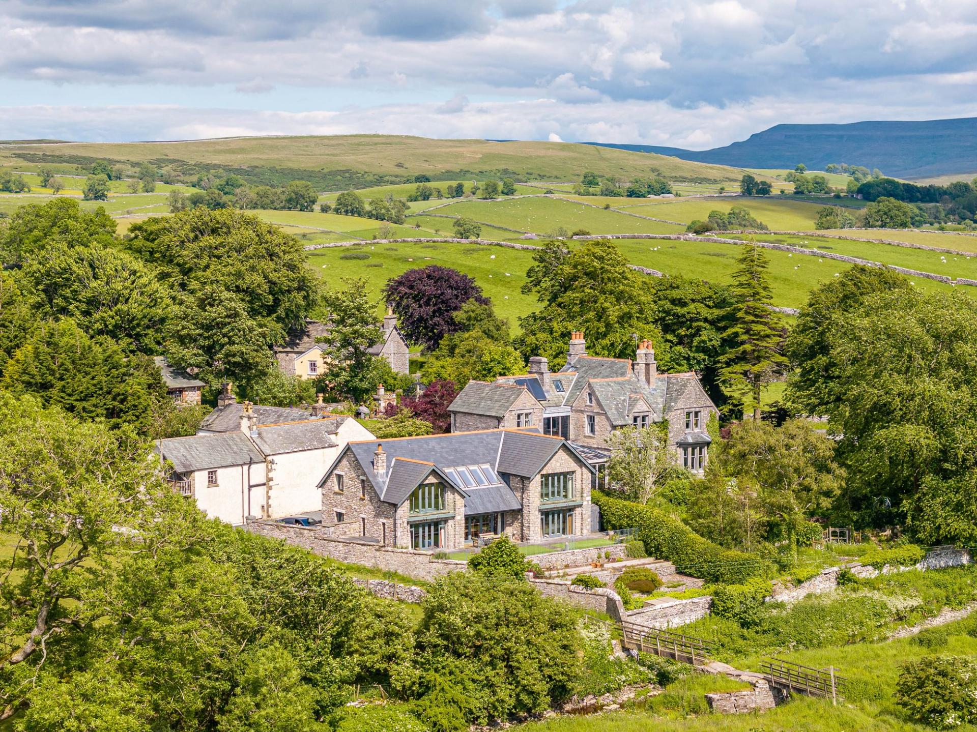 Hillside Country Living