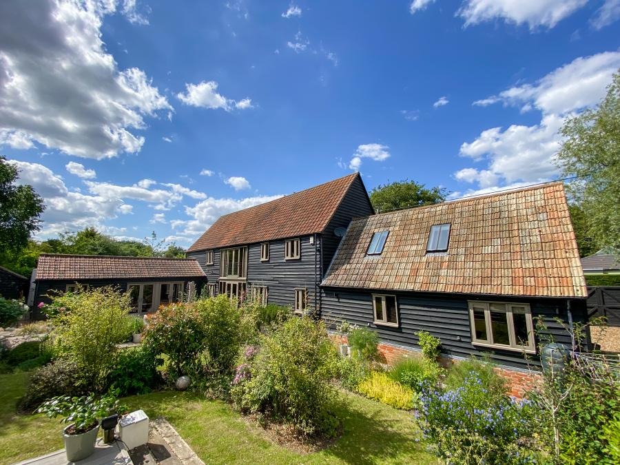 Britain’s top 10 prettiest summer villages | Fine & Country