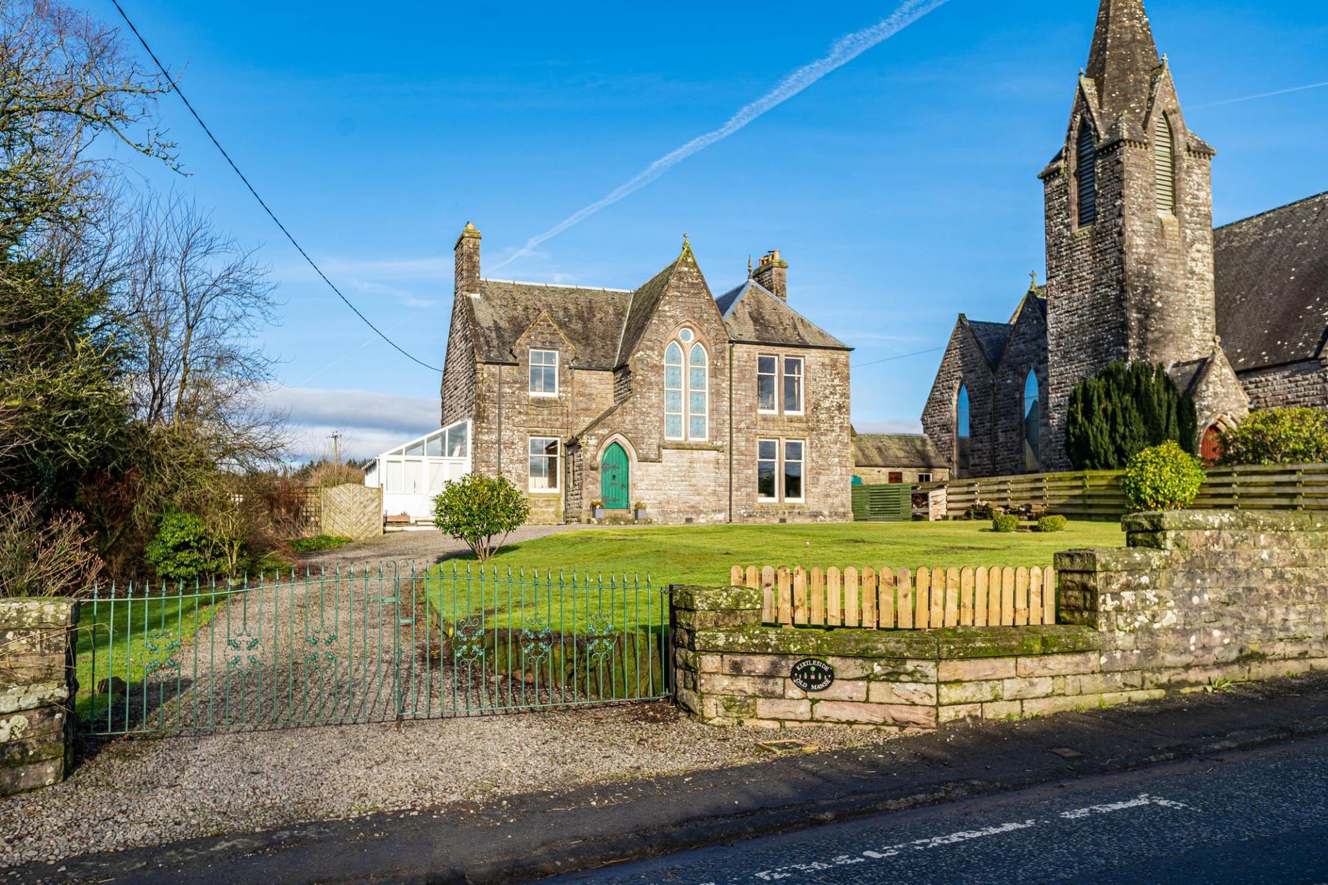 Top 20 Listed homes for sale | Fine & Country