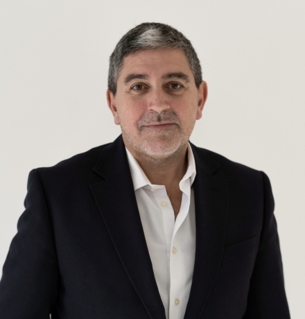 Simon Pelling | Fine & Country