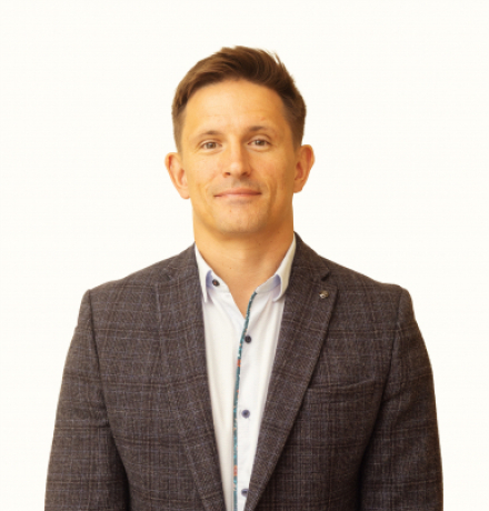 James Shead | Fine & Country