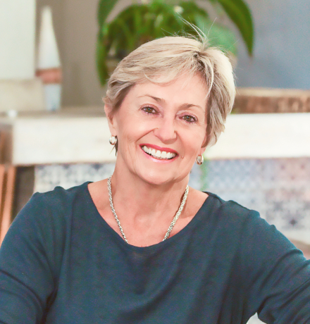 Tracy Thompson | Fine & Country