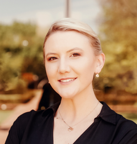 Roxanne Lynott | Fine & Country